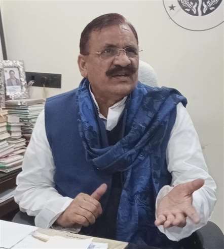 अमरोहा शहर विधायक महबूब अली बोले-भेदभाव न करे, हमें भी शांति मार्च की ...