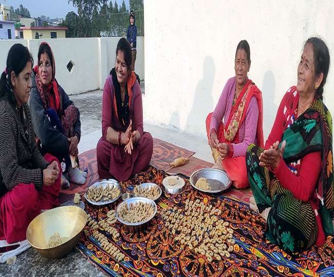 कुमाऊं में घुघुतिया त्यार नाम से मनाई जाती है मकर संक्रांति, जानिए क् ...