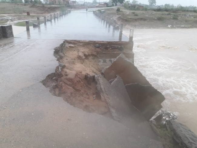 मार्च के महीने में तबाही की बारिश - मार्च के महीने में तबाही की बारिश ...