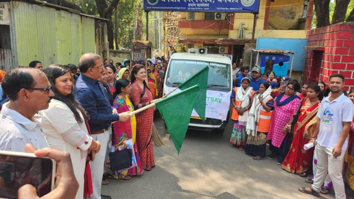 Jharkhand: धनबाद ने सेट किया Women Empowerment का उदाहरण, महिला ड्राइवर ...