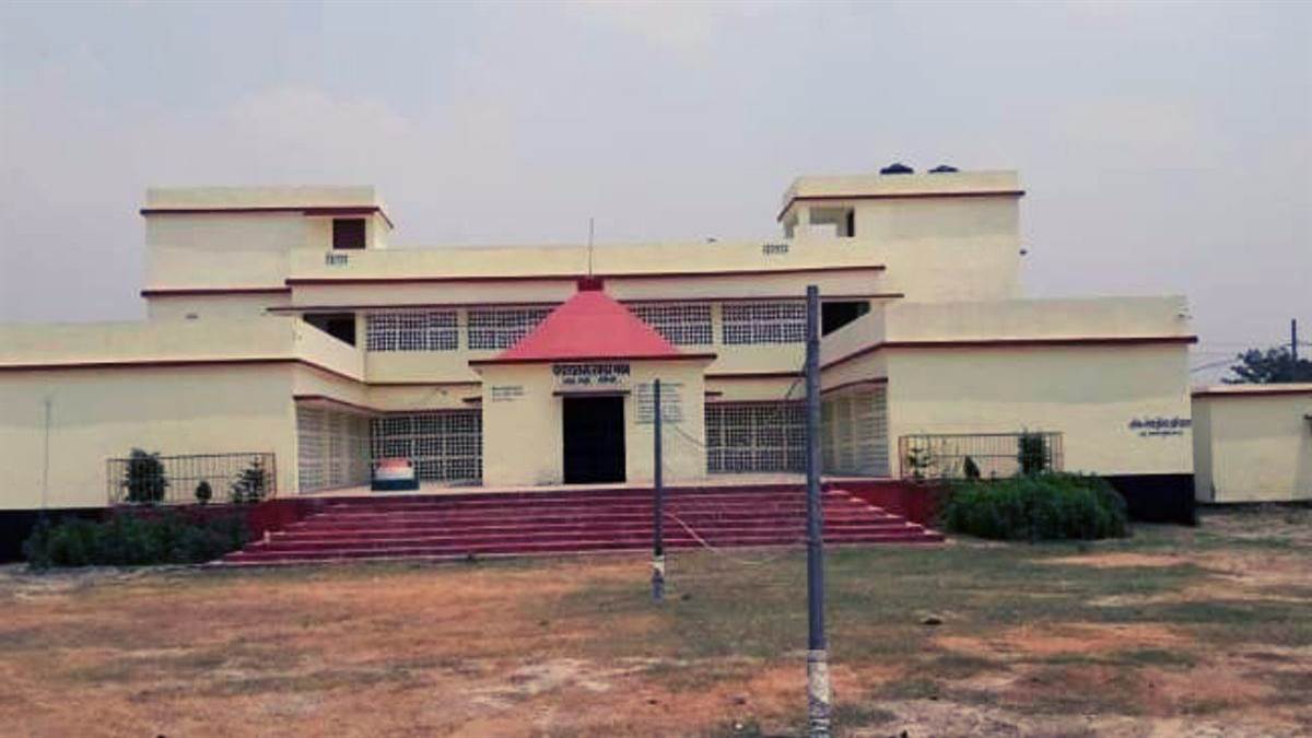 Bihar: अगले मार्च तक सभी पंचायतों में बन जाएंगे पंचायत भवन, विधान परिषद ...