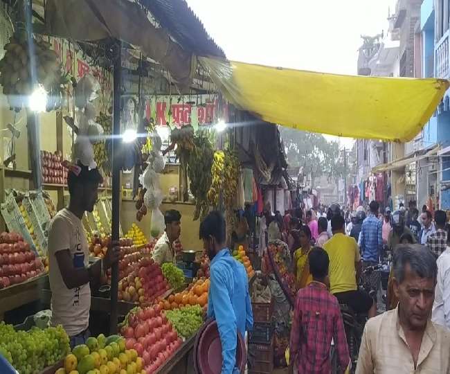 Sheohar News: भीड़ में गुम हो रहा कोरोना से बचाव का गाइडलाईन, शारीरिक ...