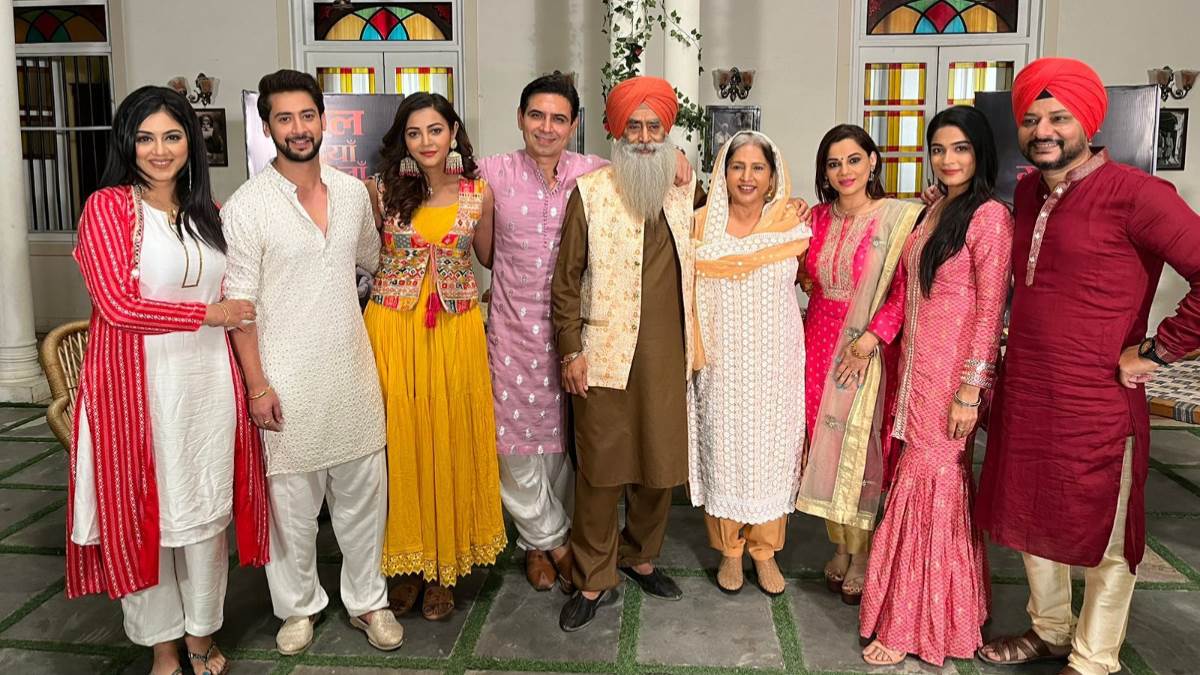 Dil Diyaan Gallaan के सेट पर शो के कलाकारों ने सेलिब्रेट किया बैसाखी ...