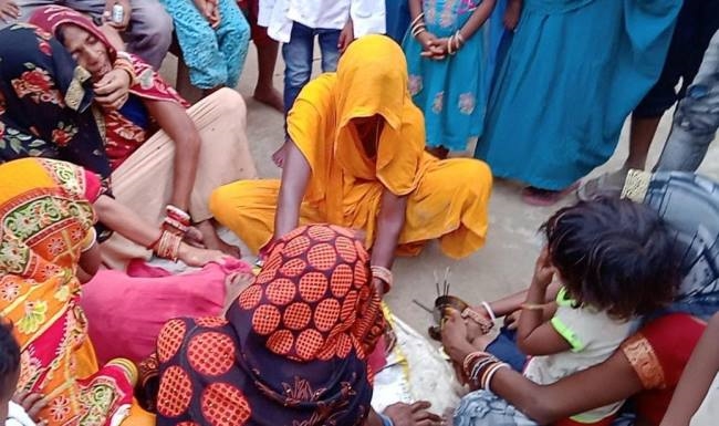 शिवहर में स्नान के दौरान पोखर में डूबकर दो किशोरियों की मौत - Two ...