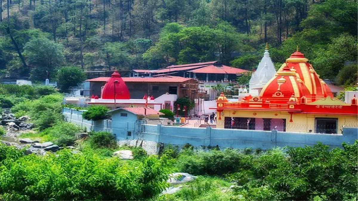 Kainchi dham mela : नीब करौरी महराज ने की थी कैंची धाम आश्रम की स्थापना ...