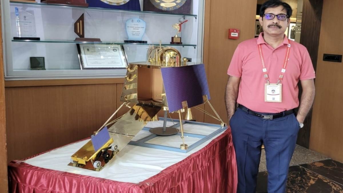 Bihar News: बिहार की इस बेटे ने ‘मंगल’ पर लिख दिया पैतृक भूमि ‘हिलसा ...