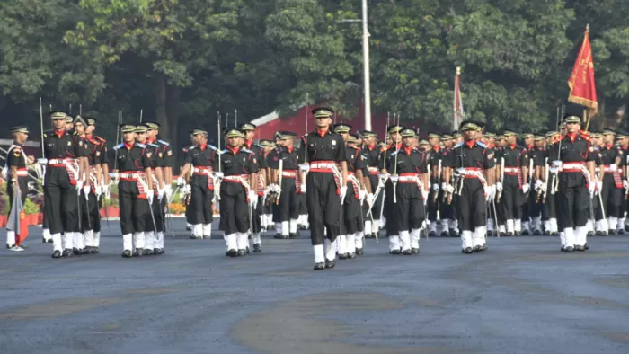 IMA POP: मेहनत, जज्बा और जुनून ने दिलाए स्टार, युवा आर्मी अफसरों की ...