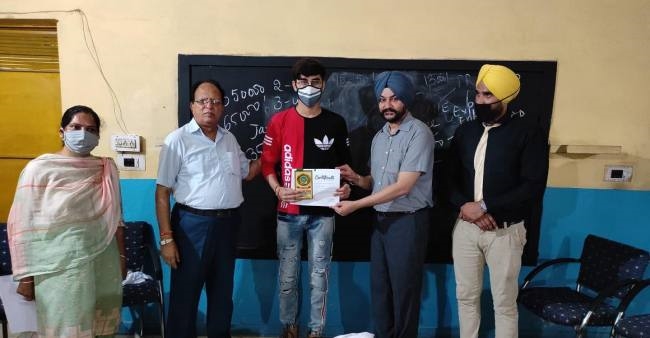 छात्र अपनी इच्छानुसार करें कोर्स का चयन साहनी - student took tips about ...