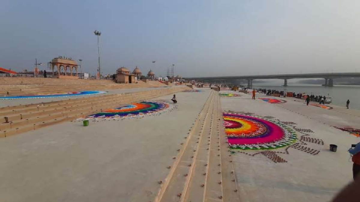 गोरखपुर के राप्ती घाट के किनारे गूंजेगी शहनाई, नावों पर सवार होकर बच्चे ...