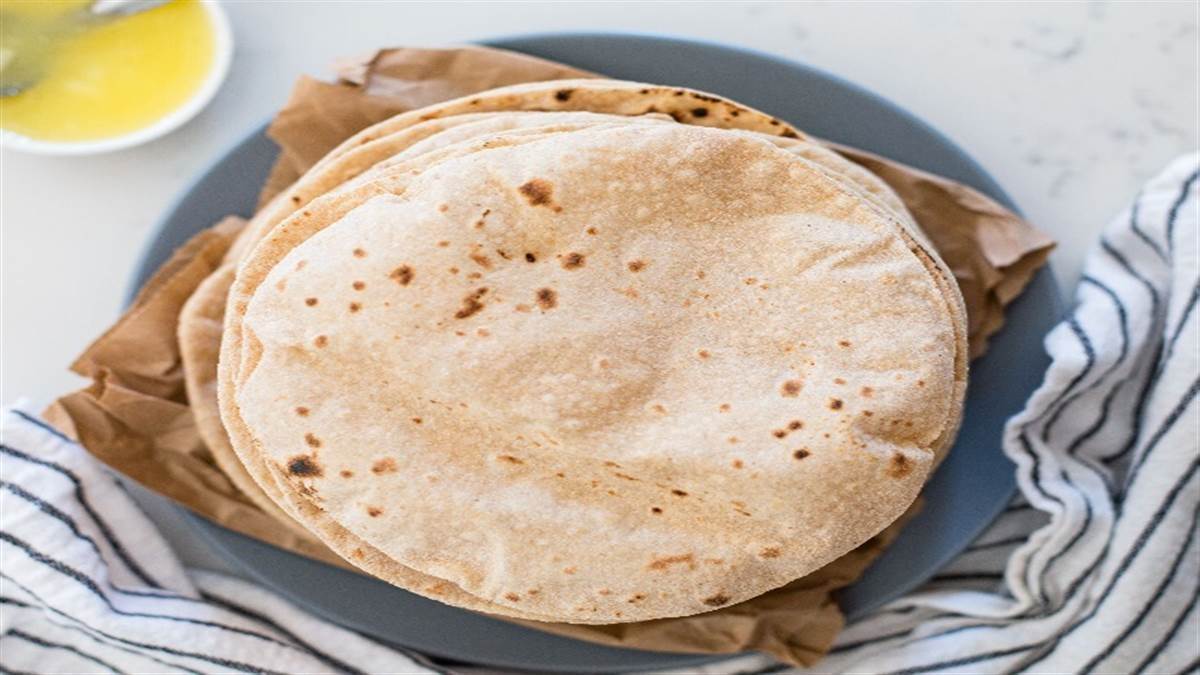 Roti Or Bread: रोटी या ब्रेड, जानें-बढ़ते वजन को कंट्रोल करने में क्या ...