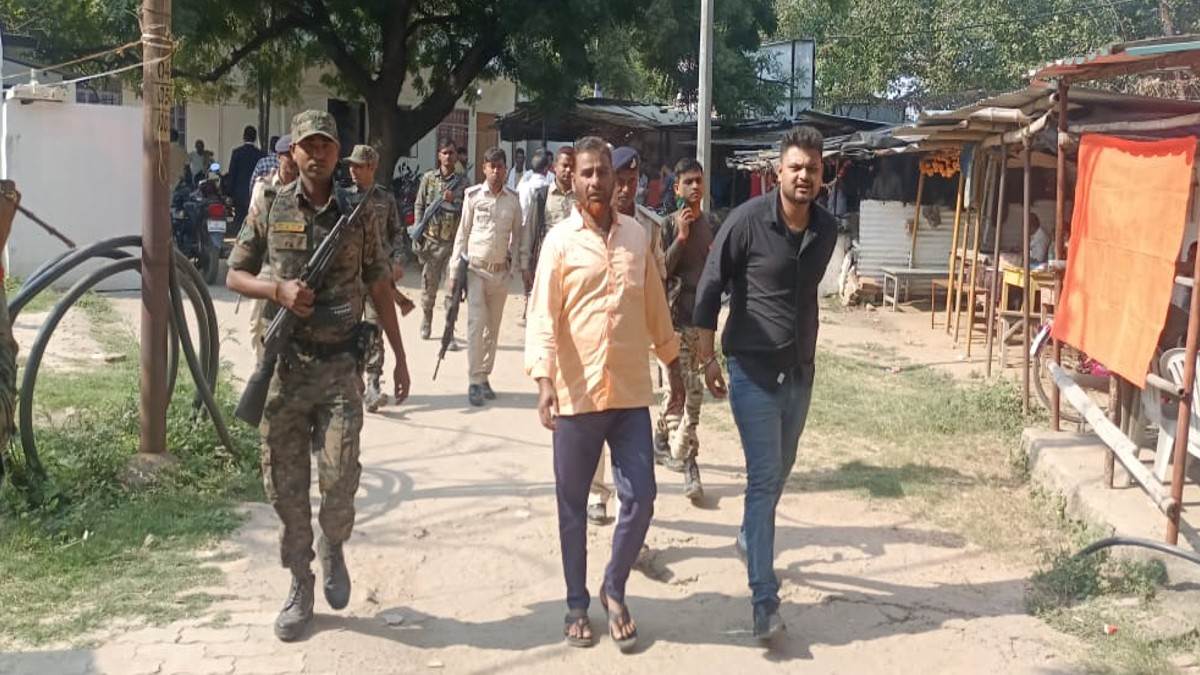 AK-47 Munger Case : 10 पर फिर आरोप गठित, पांच अबतक फरार, कब होगा मामले ...