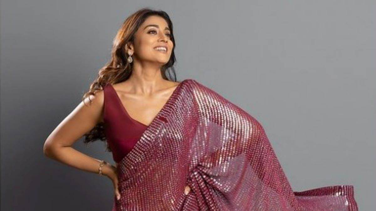 'दृश्यम 2' की श्रिया सरन ने प्रेग्नेंसी के 9 महीनों बाद घटा लिया था ...