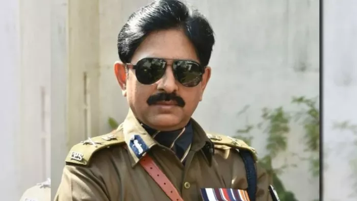 Bihar DGP पद का प्रभार सौंपने से पहले IPS आलोक राज ने दिया रिएक्शन ...