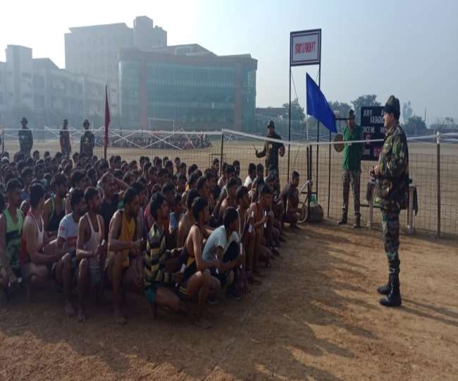 Army Recruitment Rally आगरा में सेना भर्ती रैली शुरू सबसे पहले कासगंज ...