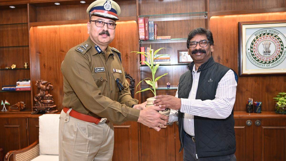 Ranchi: अजय कुमार सिंह के DGP बनने के बाद विभाग में हो सकते हैं बड़े ...