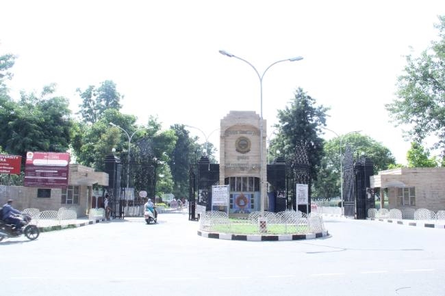 ज्यादा ब्याज के लालच में कुवि ने भी यस बैंक में कराए 100 करोड़ रुपये ...