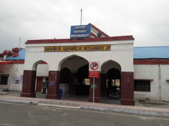 13 माह से सिटी स्टेशन से नहीं चल रही ट्रेनें टैक्सी-आटो चालक वेंडर और ...