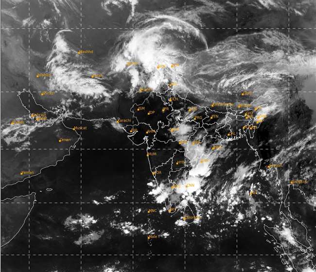 Varanasi City Weather Update : अधिकतम पारा अब 45 डिग्री के करीब, दोपहर ...