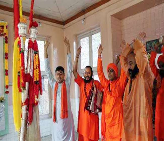 Baba Amarnath Yatra 2020: 25 जुलाई को दशनामी अखड़ा से पवित्र गुफा के ...