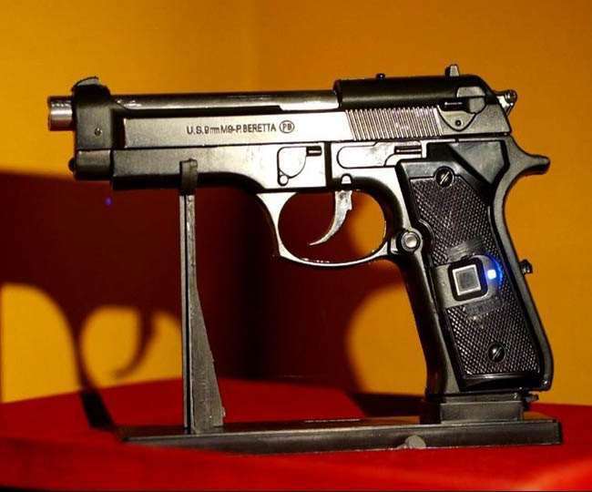 बिहार में फायरआर्म्‍स को ले बड़ा खुलासा- बंदूक की पूछ घटी, अब रिवॉल्वर ...