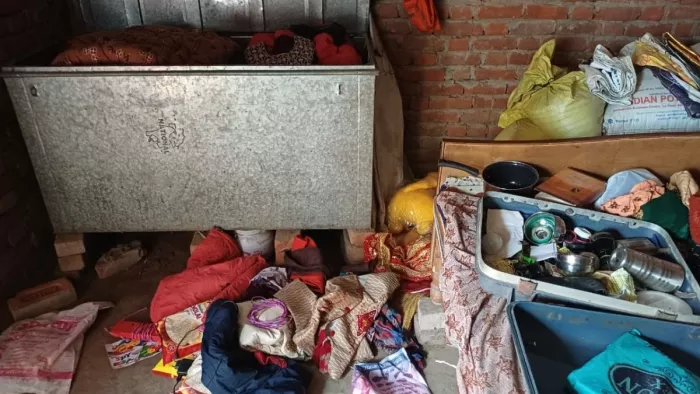 Gonda News: नकाबपोश बदमाशों ने कपड़ा व्यापारी के घर किया हमला, नकदी ...