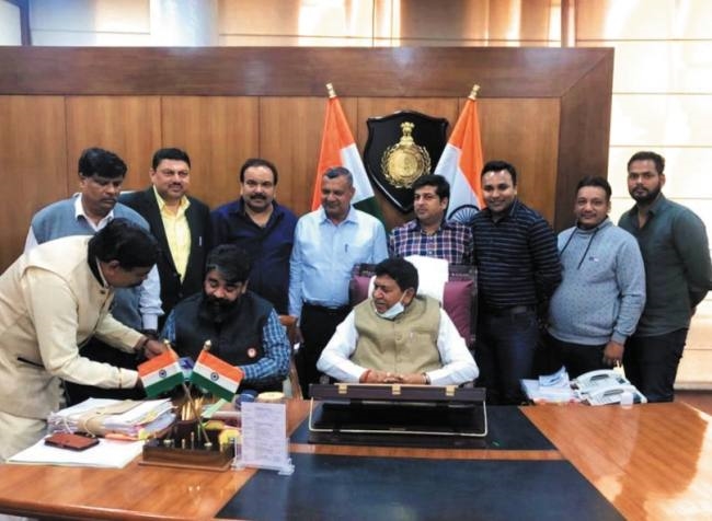 विस अध्यक्ष से मिले राइस मिलर - Rice Miller met the Speaker of the ...
