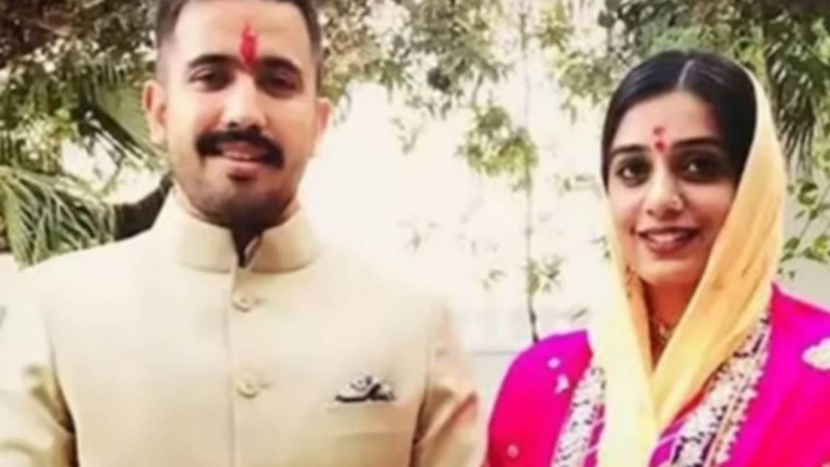 विक्रमादित्य सिंह पर उनकी पत्नी ने लगाए गंभीर आरोप, कहा- बैडरूम तक में ...