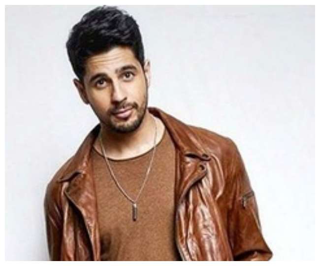 Happy Birthday Sidharth Malhotra: सिद्धार्थ मल्होत्रा ने प्रियंका ... Happy Birthday Sidharth Malhotra: सिद्धार्थ मल्होत्रा ने प्रियंका ...