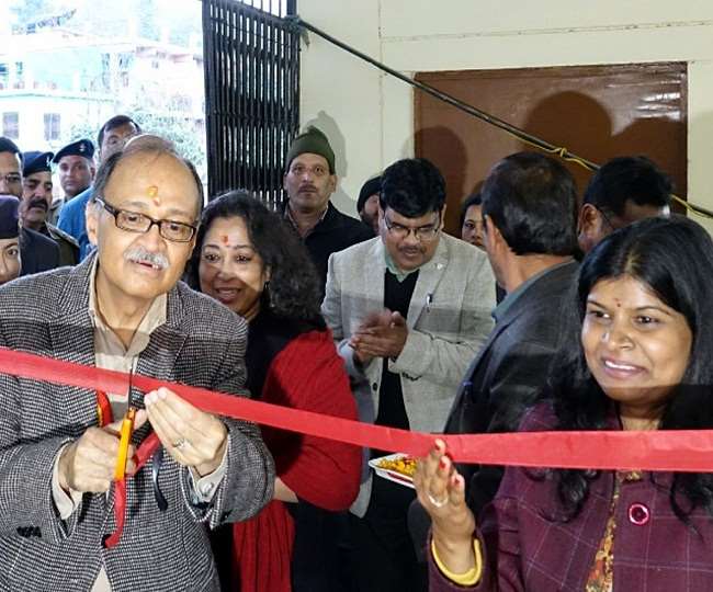 मुख्य सचिव ने बागेश्‍वर में किया जिम का शुभारंभ बोले यहां खेल प्रतिभाओं ...