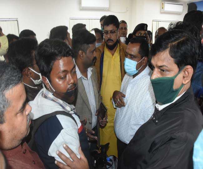 Jharkhand Congress: नेतृत्व और फुरकान बीच विवाद में नहीं पड़ेंगे हेमंत ...