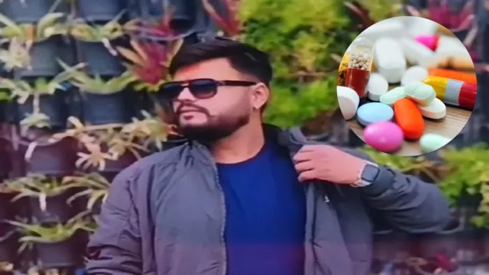 होटल में गर्लफ्रेंड के साथ था युवक, शराब पीने के तुरंत बाद खा ली सेक्स ... होटल में गर्लफ्रेंड के साथ था युवक, शराब पीने के तुरंत बाद खा ली सेक्स ...
