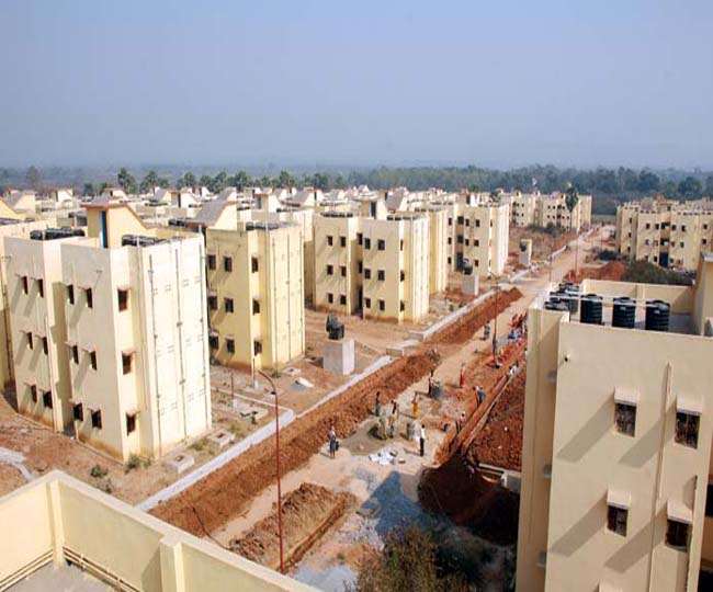 बेलगड़िया में दो हजार आवास बना रही सुनील हाई टेक के निविदा की होगी जांच ...