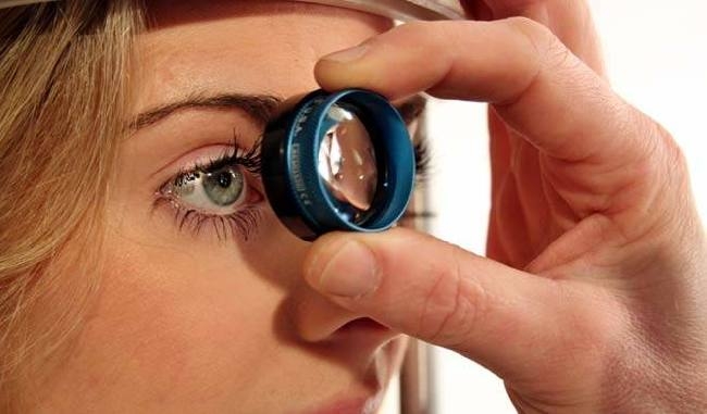 ऑपरेशन से संभव है काला मोतिया का इलाज