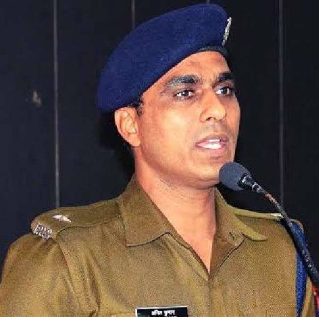 Fight Against Coronavirus : आइपीएस या एमबीबीएस डॉक्टर, कोरोना से जंग ...