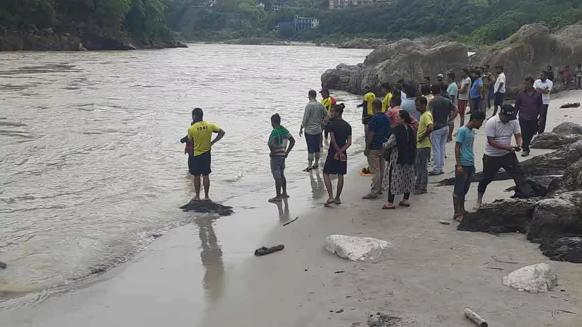 Uttarakhand News: देहरादून और ऋषिकेश में पांच किशोर सहित छह नदी में ...