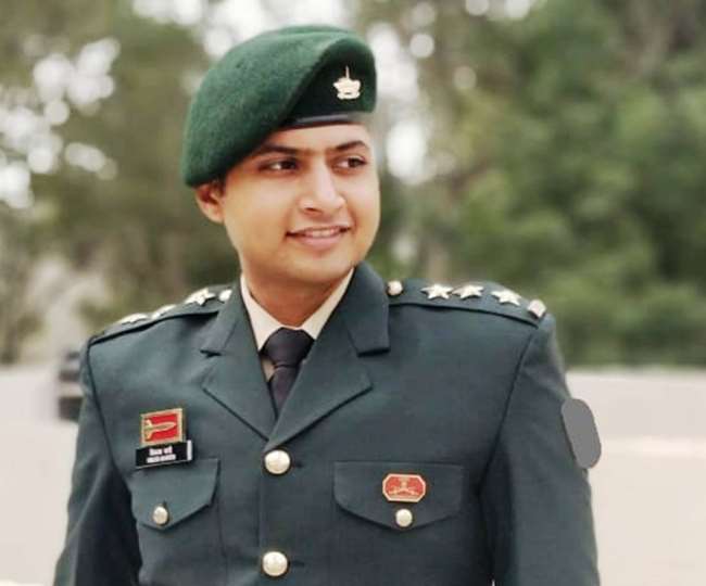 बहादुरगढ़ के मेजर विकास खत्री को शौर्य चक्र, कश्मीर में हाड़ कंपाने वाली ठंड में मार गिराए थे दो ...