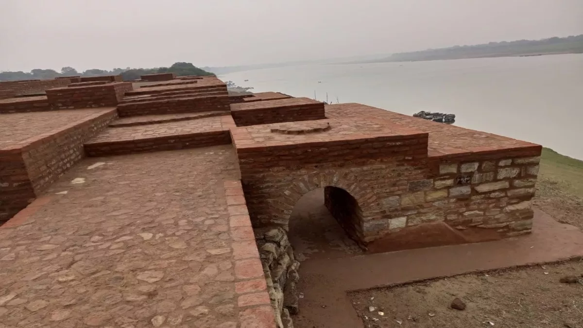 Buddha की नगरी Kaushambi में बौद्ध सर्किट कुशीनगर, श्रावस्ती व सारनाथ ...