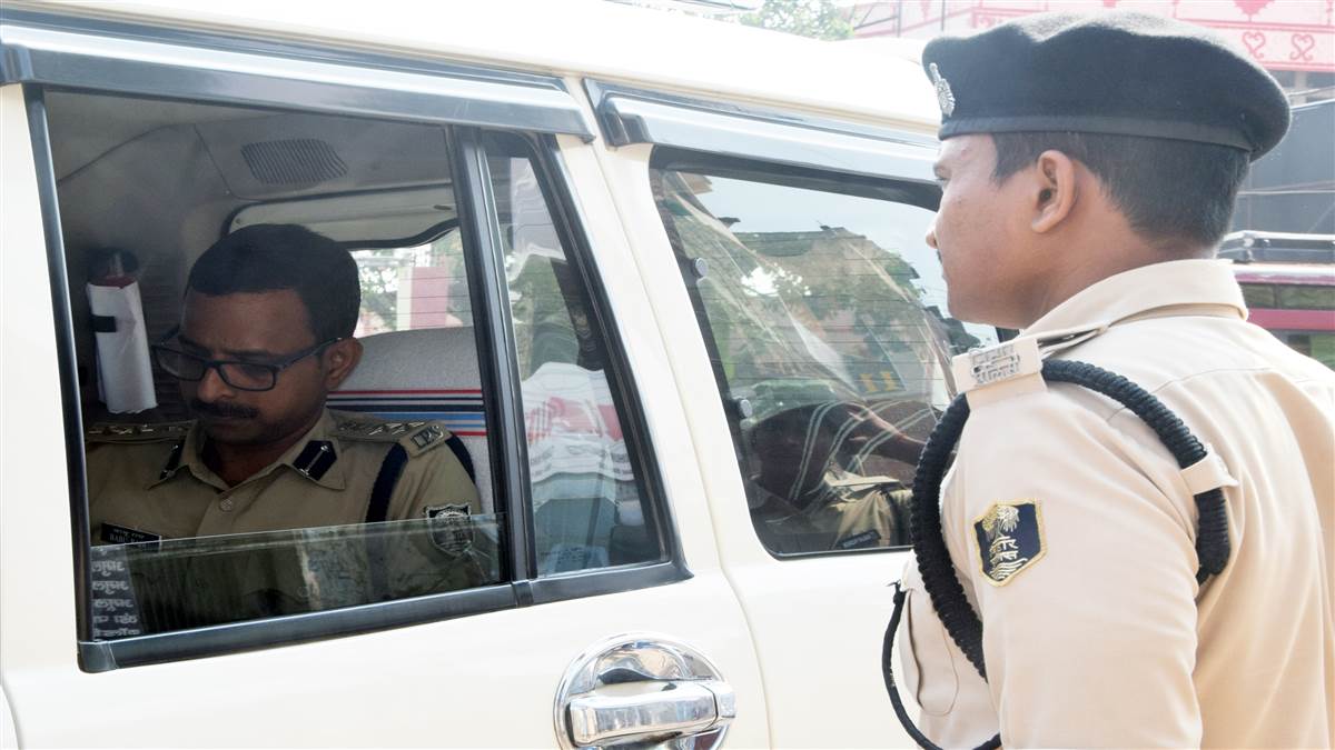 भागलपुर एसएसपी बाबू राम बोले-ऐसे होता है ट्रैफिक नियम का पालन, यातायात पुलिस को कहा सख्‍ती करें ...