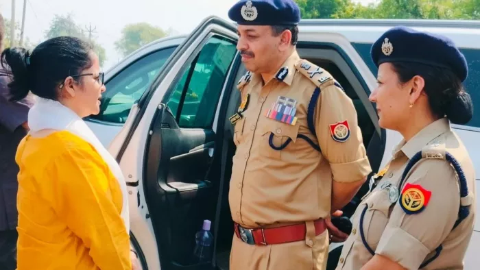 Bahraich Violence: पुलिस की लापरवाही ने रखी हिंसा की नींव, विसर्जन ...