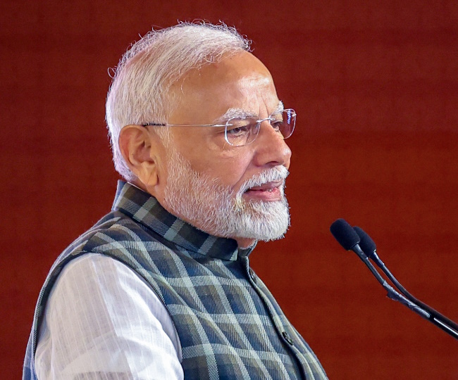अक्षय कुमार से मिले पीएम मोदी, पूछा- कैसे हो भाई; बॉलीवुड के खिलाड़ी ने ...