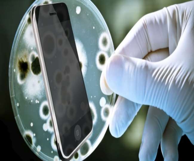 मोबाइल फोन पर चिपके बैक्टीरिया भी ले रहे शिशुओं की जान, जानिए क्‍या ...