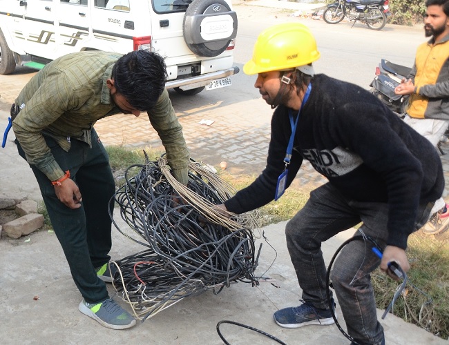 अब बिजली चोरों के खिलाफ गैंग्स्टर एक्ट की तैयारी, संभल में दूसरे दिन भी ...