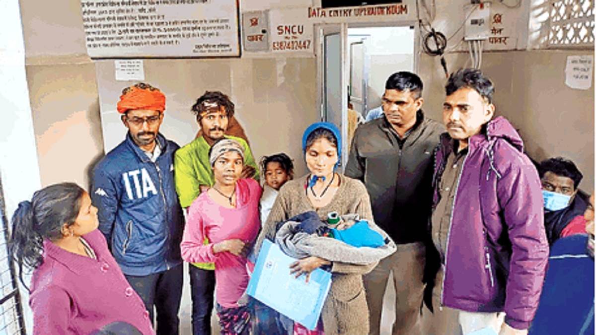 Varanasi News: 'तीन हजार लाओ और बच्चा ले जाओ'... रुपये न देने पर ...