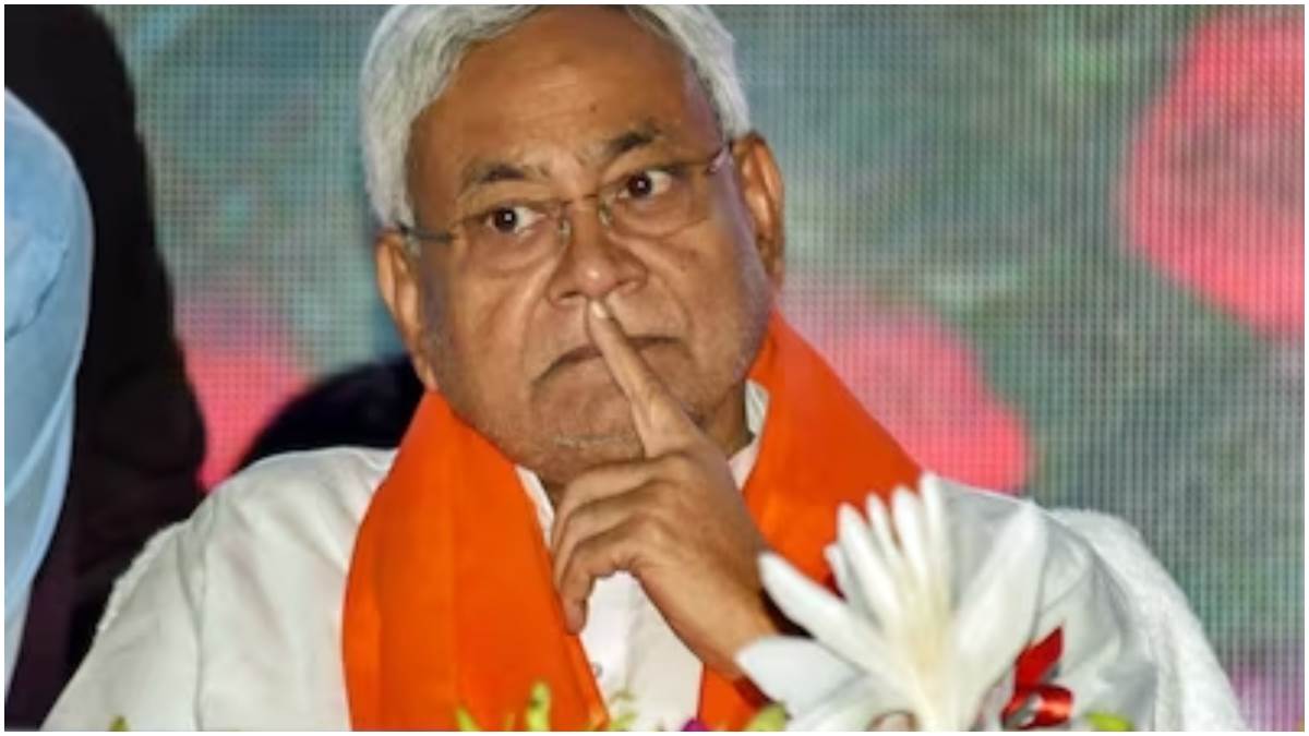 Bihar Politics: 'दो-चार दिन में टूट जाएगा इंडी गठबंधन...', Nitish Kumar के पुराने दोस्त ने कर दी ...