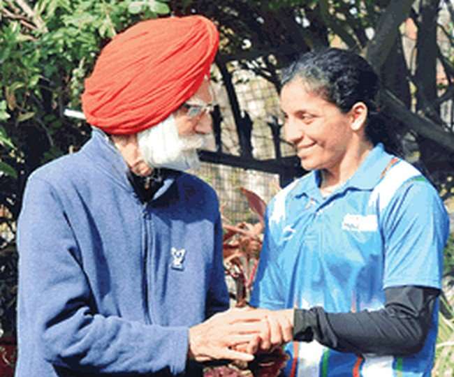 पद्मश्री बलबीर सिंह सीनियर ने सिमरनजीत कौर को दिया जीत का मंत्र, लंदन ...