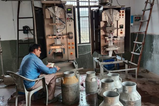 बाजार में छाने को तैयार आंचल के दूध उत्पाद - Aanchal milk products ...