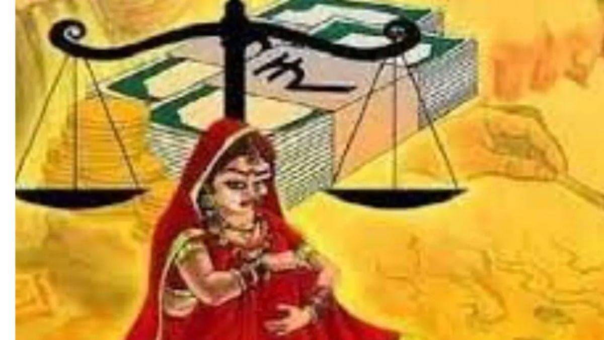 dowry harassment के दो अलग-अलग मामले, मायके से कम दहेज लाने पर पति व ...