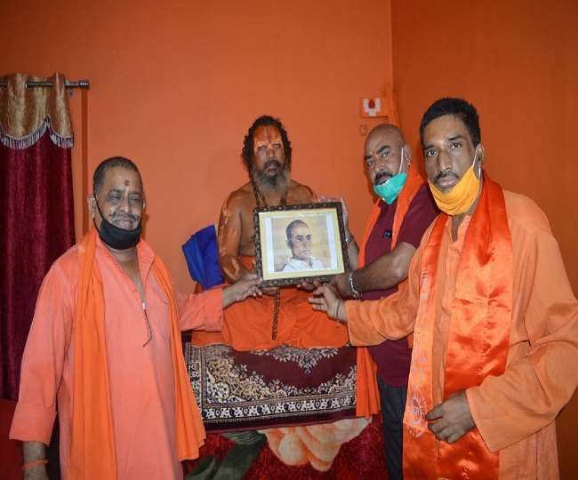 Shri Ram Janmabhoomi अयोध्या में तपस्वी छावनी के महंत ने शुरू किया 24