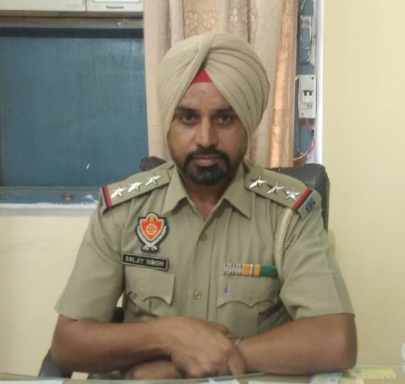 जसवीर समेत परिवार के चार सदस्यों पर केस दर्ज - Jasvir Kumar and his ...