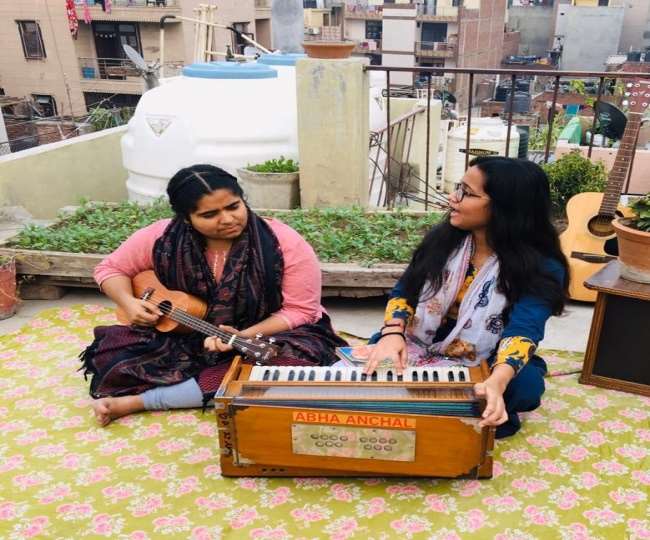 परिवार का मिला साथ तो आभा बन गईं 'सुर' तो आंचल 'लय', सुरीली आवाज से ...